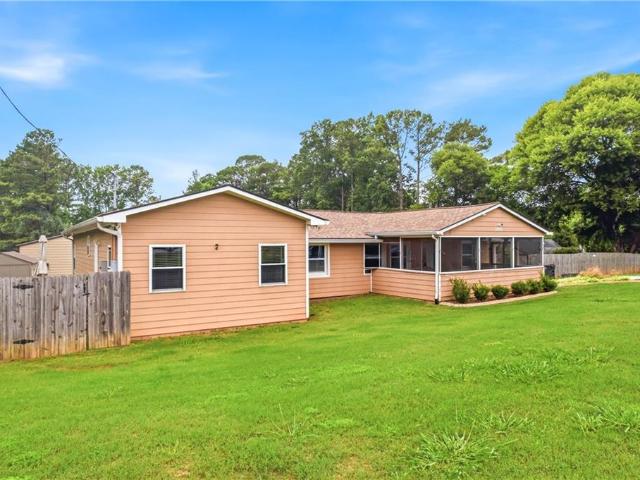 3863 Moon Station Road NW