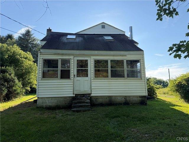 3863 Pompey Center Rd, Manlius, NY 13104