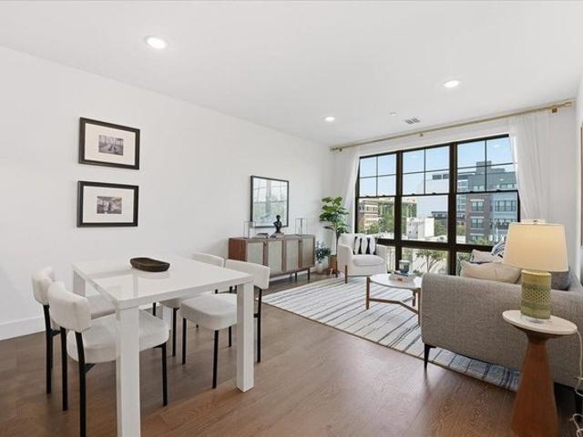 386 5th St Unit 402, Jersey City, NJ 07302