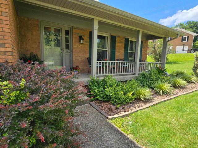 386 Coldstream Drive