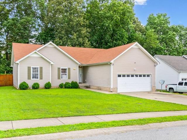 386 Andrew Dr, Clarksville, TN 37042