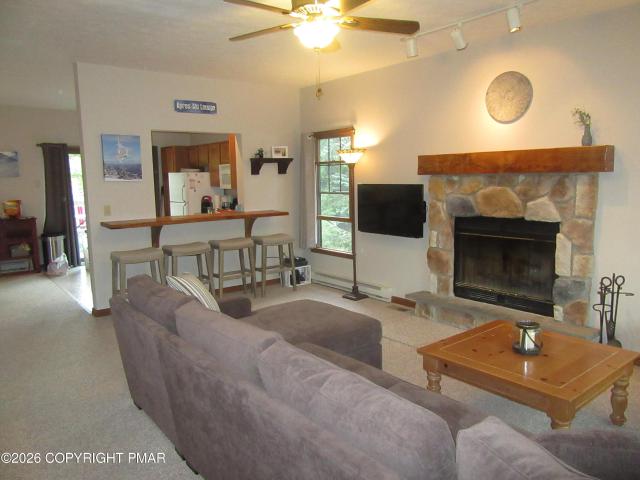 386 Aspen Court