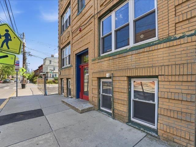 386 Bergen Ave