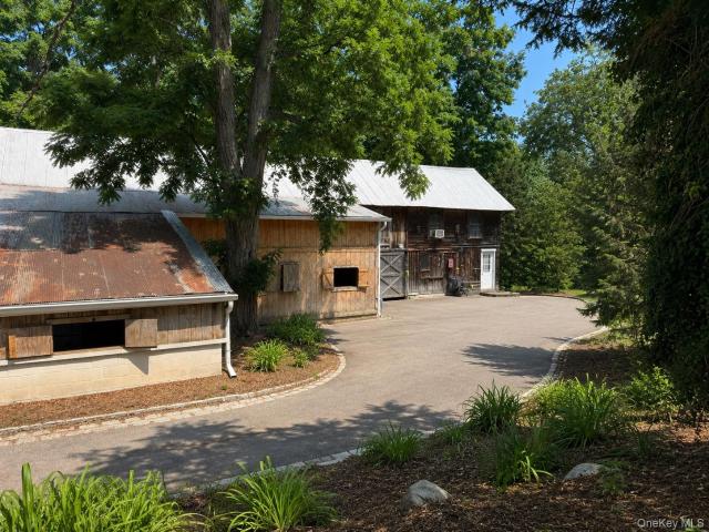 386 Bread And Cheese Hollow Road