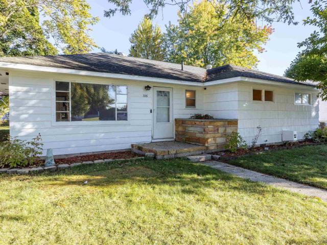 386 E Perkins