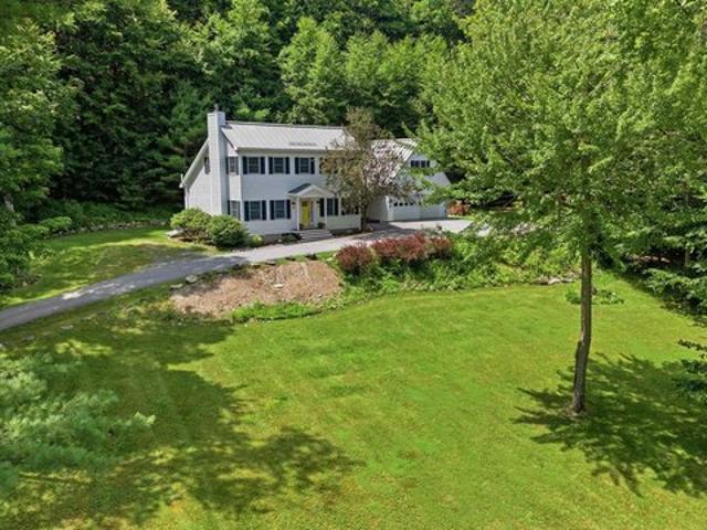 386 Farm Rd, Arlington, VT 05250