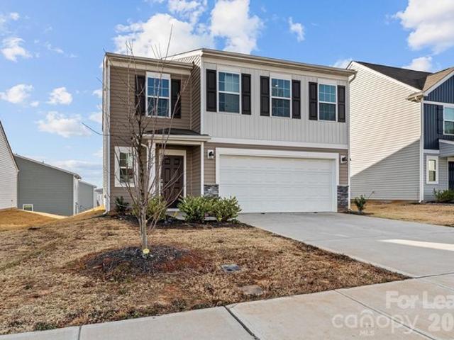 386 Hollingswood Dr, Statesville, NC 28625