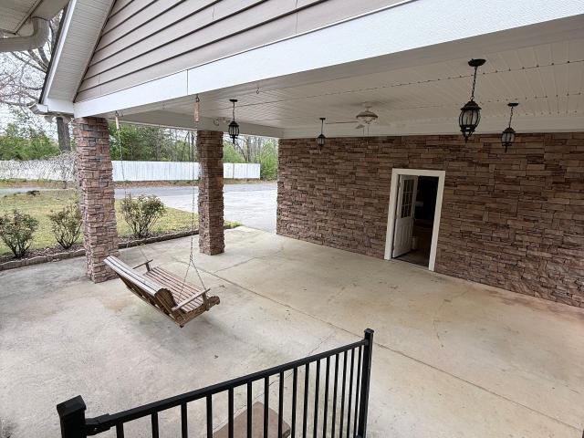 386 Oak Grove Road