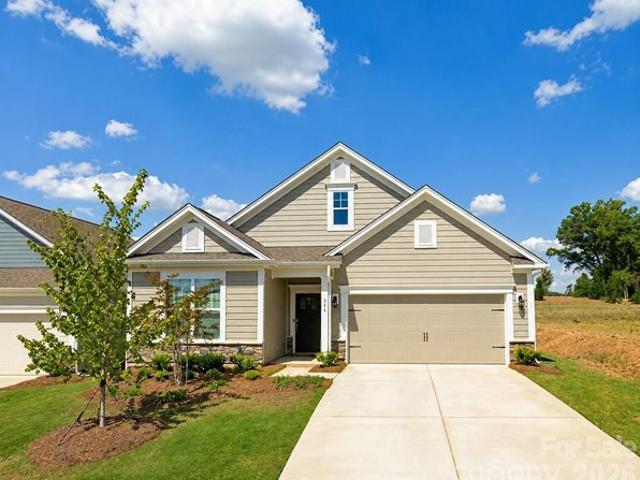 386 Secretariat Dr, Iron Station, NC 28080
