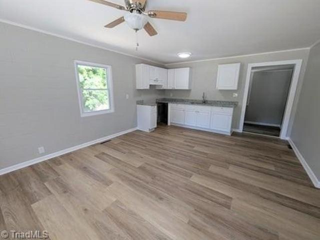 386 Sunset Drive
