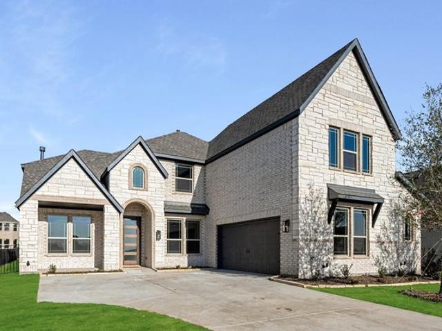 386 Paddle Boat Dr, Granbury, TX 76049