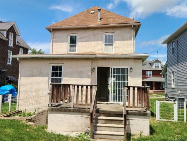 386 Pittsburgh Circle