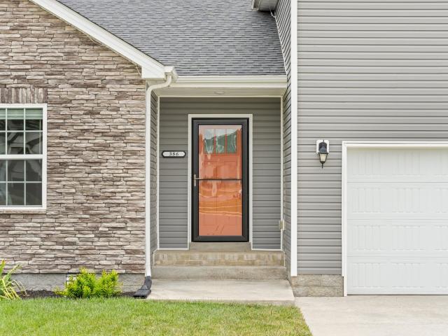 386 Pinkston Ct, Clarksville, TN 37040 | MLS #2980 | Compass