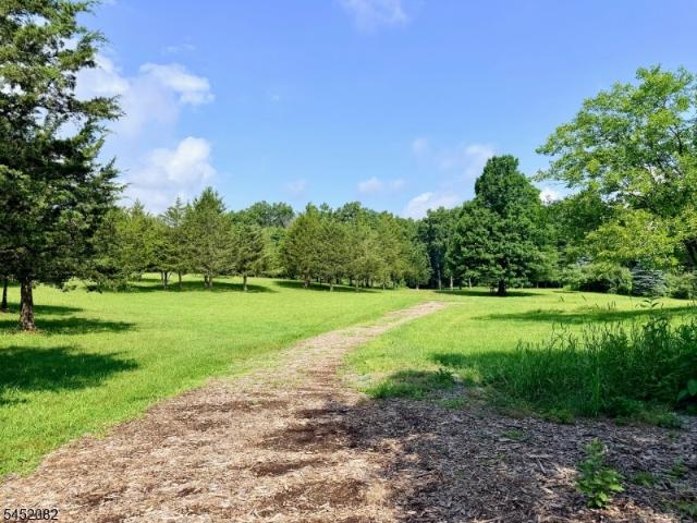 386 Ridge Rd