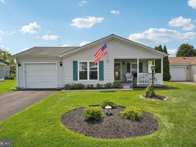 386 Thrush Ct W, New Hope, PA 18938