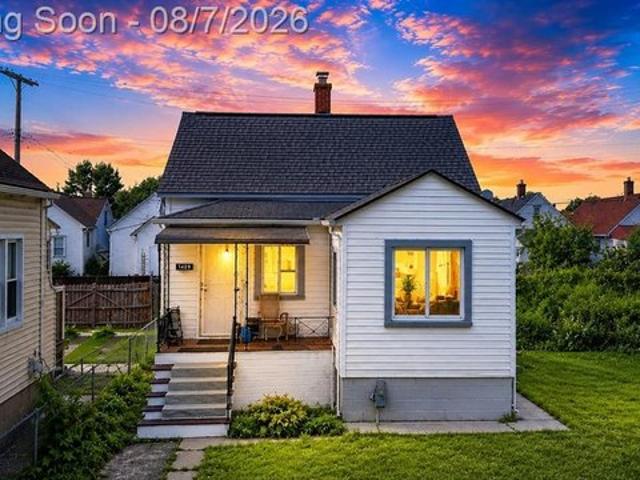 3875 Sobieski St, Detroit, MI 48212
