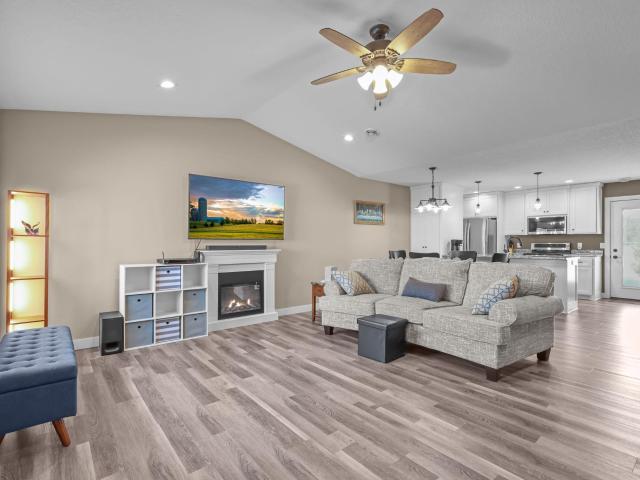 38768 Maple Court