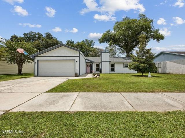 3876 Mandarin Woods Dr S, Jacksonville, FL 32223