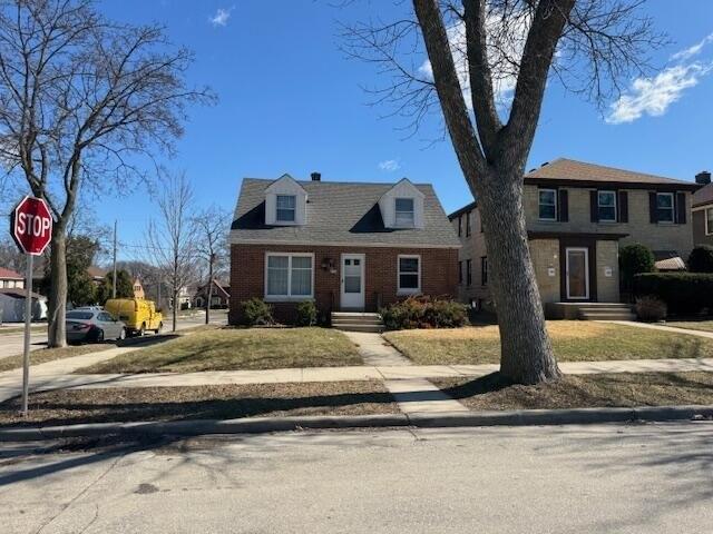 3876 N 52nd St, Milwaukee, WI 53216