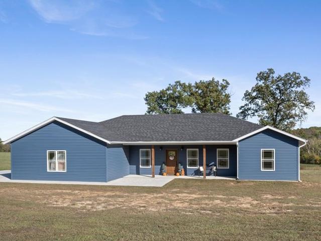 3876 S 75th Rd, Dunnegan, MO 65640