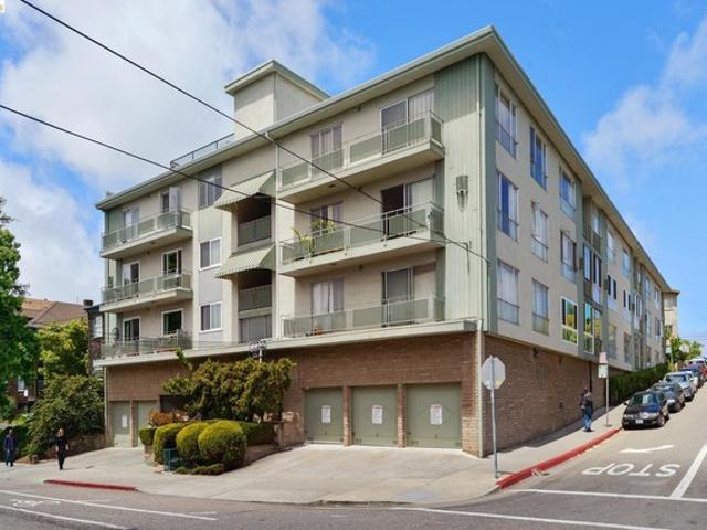 3877 Howe St Apt 110, Oakland, CA 94611