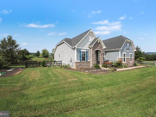 38783 Dutchmans Knoll Drive
