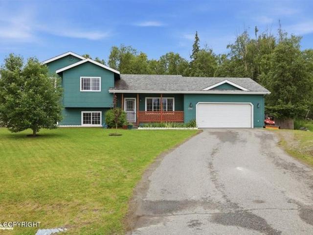 38787 E Darrington Village Cir, Wasilla, AK 99654