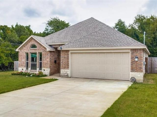 3878 Castle Hills