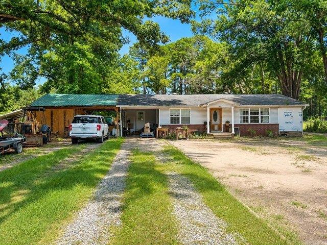 3878 Central Rd, Gurdon, AR 71743