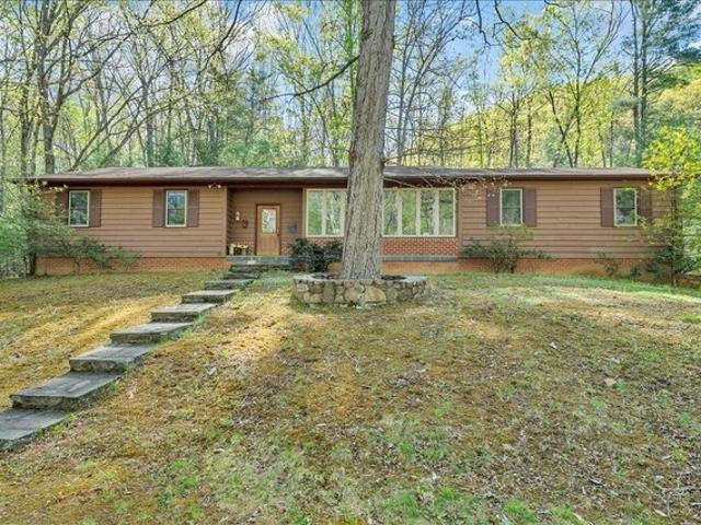 3878 Harborwood Rd, Salem, VA 24153