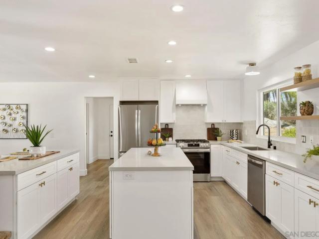 38795 Harris Trl, Fallbrook, CA 92028 | Compass