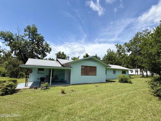 3879 Old Cottondale Rd, Marianna, FL 32448