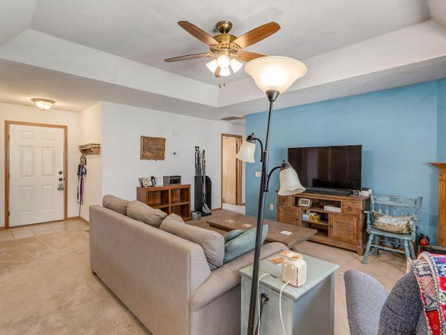 3879 W Parkridge Circle