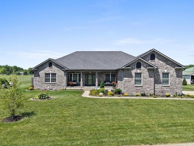 3870 Hanna Ln, Clayton, IN 46118