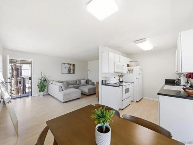 3870 37th St Apt 4, San Diego, CA 92105