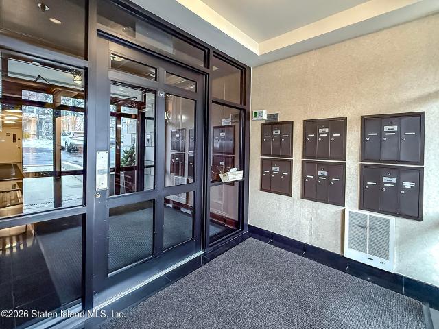 3871 Amboy Road, Unit 201