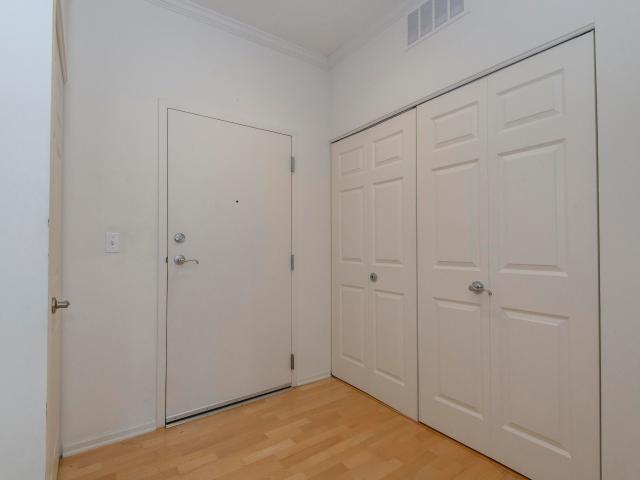 3872 S Lake S Dr, Unit 101