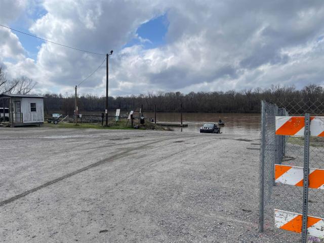 38731 Bayou Pigeon Rd, Plaquemine, LA 70764 | MLS #BR2025001