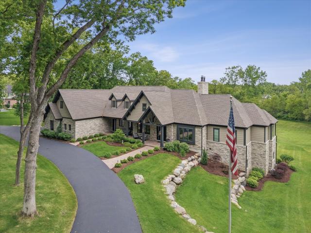 3873 Carlisle Drive