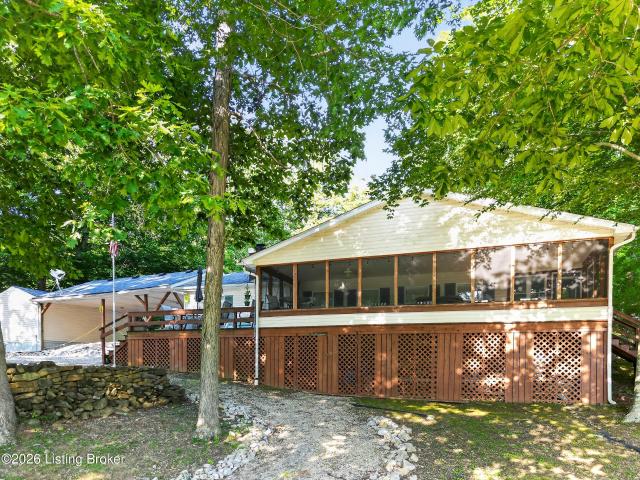 3873 Hidden Valley Ln