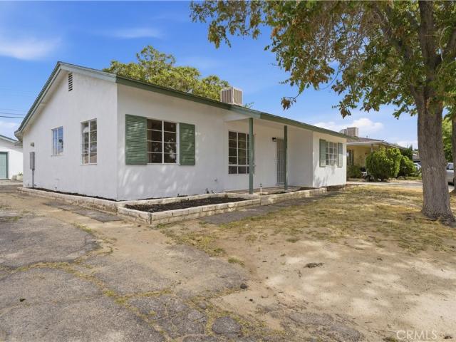 3873 th St E, Palmdale, CA 93550 | MLS #26001 | Compass