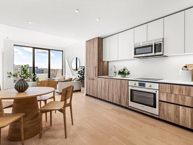 387 8th St Unit 3C, Jersey City, NJ 07302