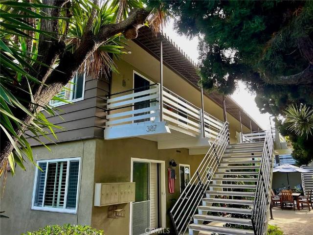387 Cypress Dr, Unit 5, Laguna Beach, CA 92651 | MLS #OC26064 | Compass
