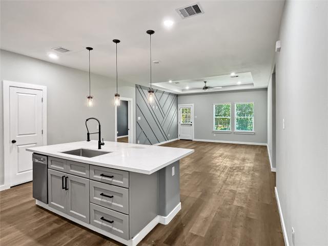 387 Autumn Lane