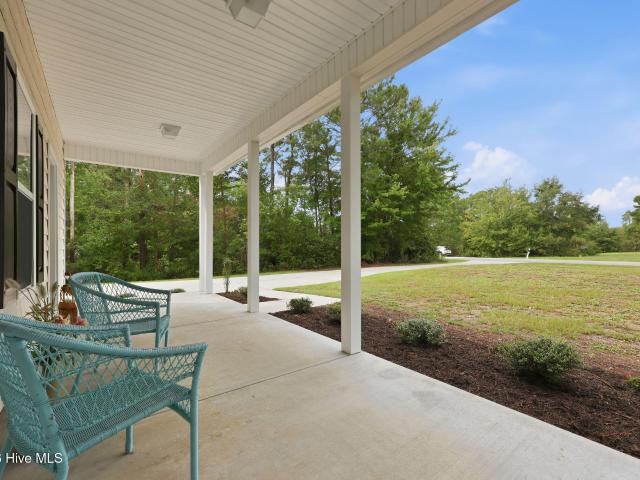 387 Barrington Ridge