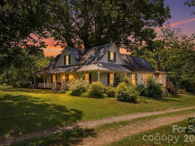 387 Beulah Rd, Statesville, NC 28625
