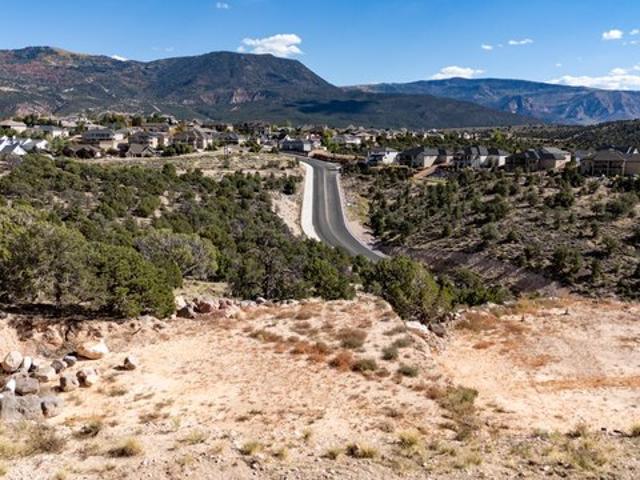 387 S Carmel Ridge Cir, Cedar City, UT 84720