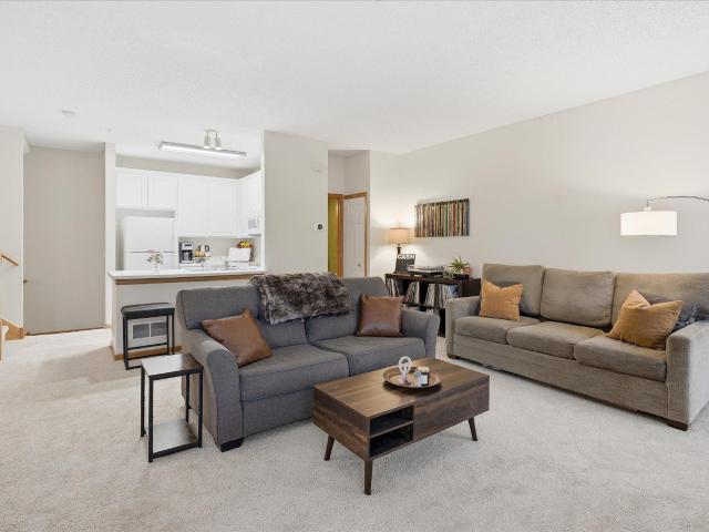 3884 Abercrombie Lane