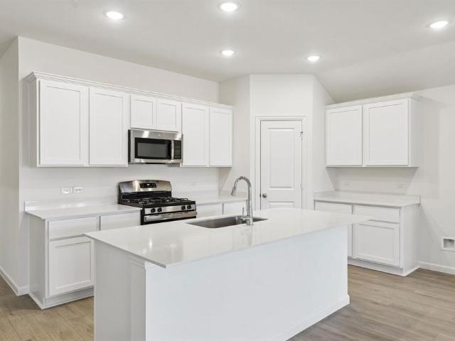 3884 Rose Hill Court