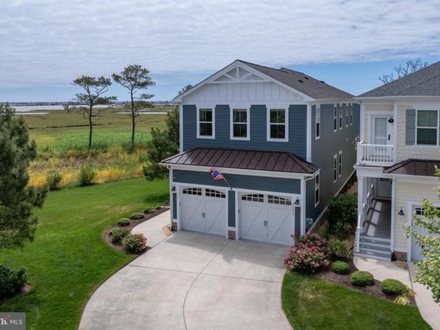 38854 Point Dr, Selbyville, DE 19975